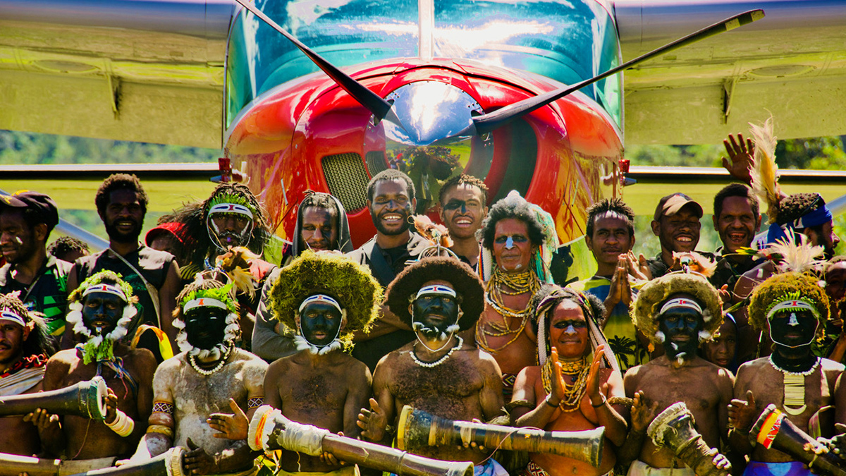 MAF makes first official flight to Yalum, PNG, as tribes make peace ...
